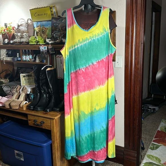 The Paragon | Dresses | New Maxi Dress Sleeveless Sleek Polyspandex Tye ...